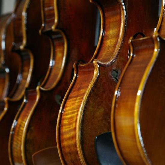 Understanding String Tensions: Light, Medium, and Heavy – Symphonia Music